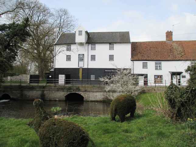 Pakenham Water Mill – Historic watermill in the beautiful Suffolk ...